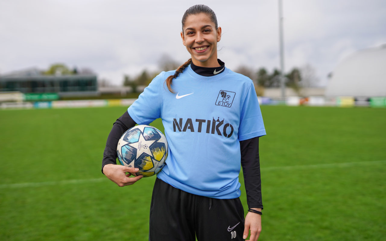 Souveraine de la pelouse du district