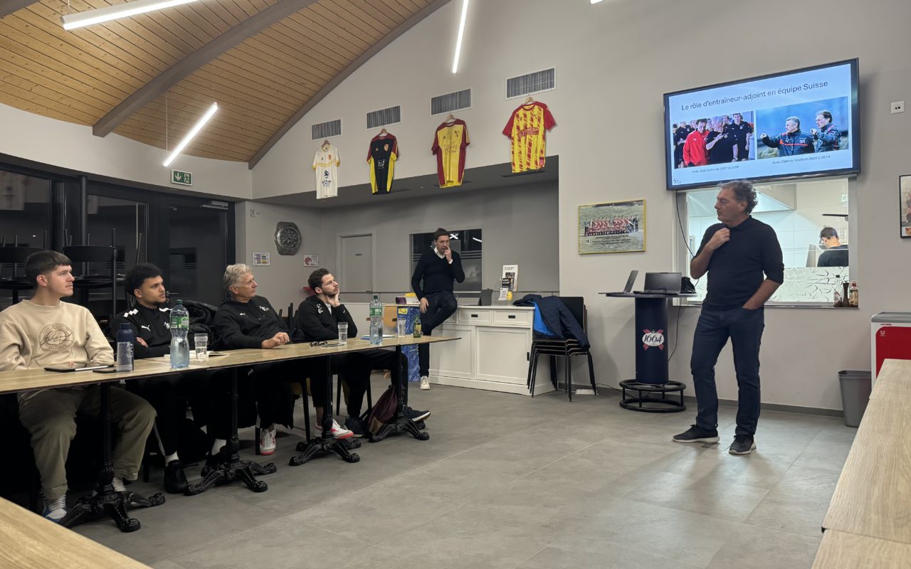 Michel Pont a dévoilé les coulisses de la "Nati" à Lonay